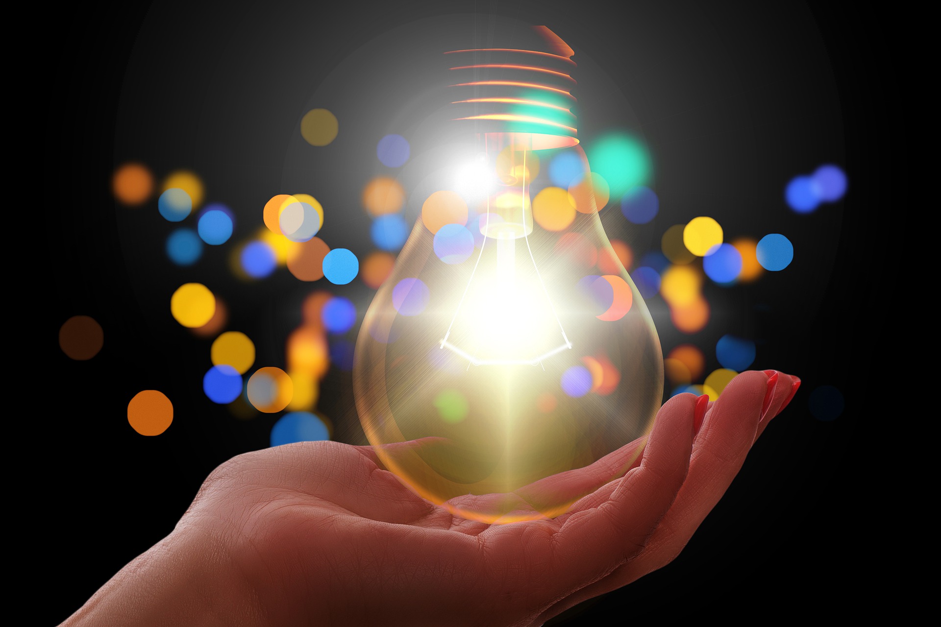 Light Bulb Moments – Leading in Context